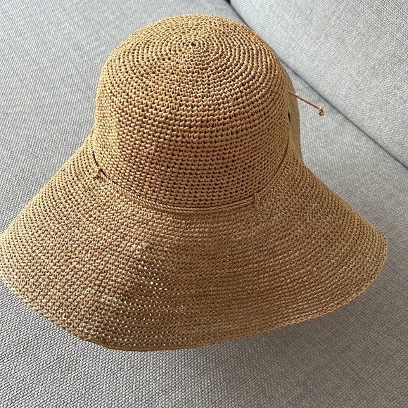 Helen Kaminski | Accessories | Helen Kaminski Raffia Hat | Poshmark
